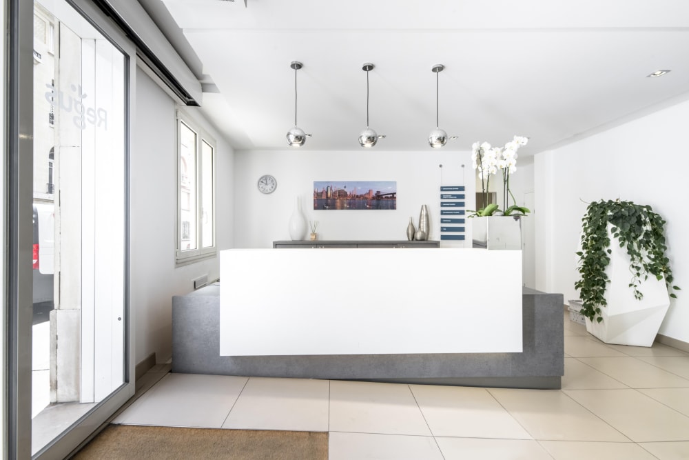 Myregus France EXp World Holdings Offers Agents Regus Membership