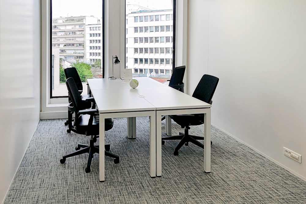 Myregus France EXp World Holdings Offers Agents Regus Membership