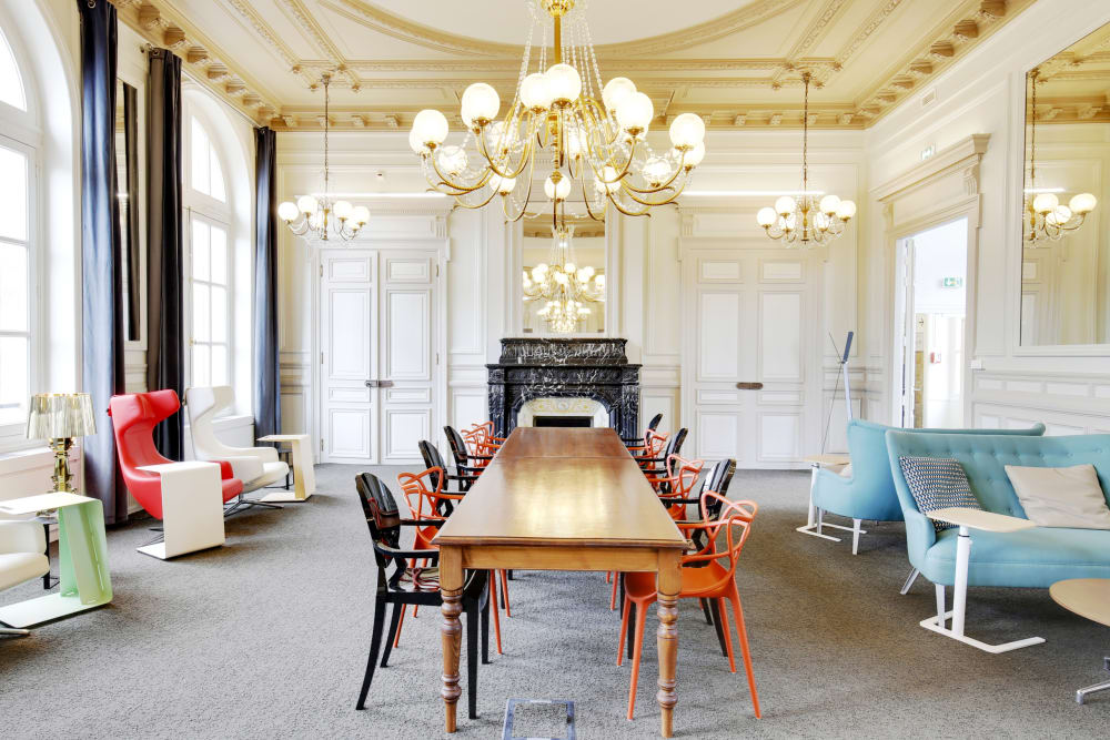 Myregus France EXp World Holdings Offers Agents Regus Membership