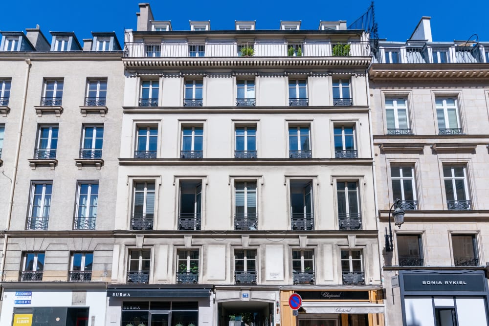 Myregus France EXp World Holdings Offers Agents Regus Membership