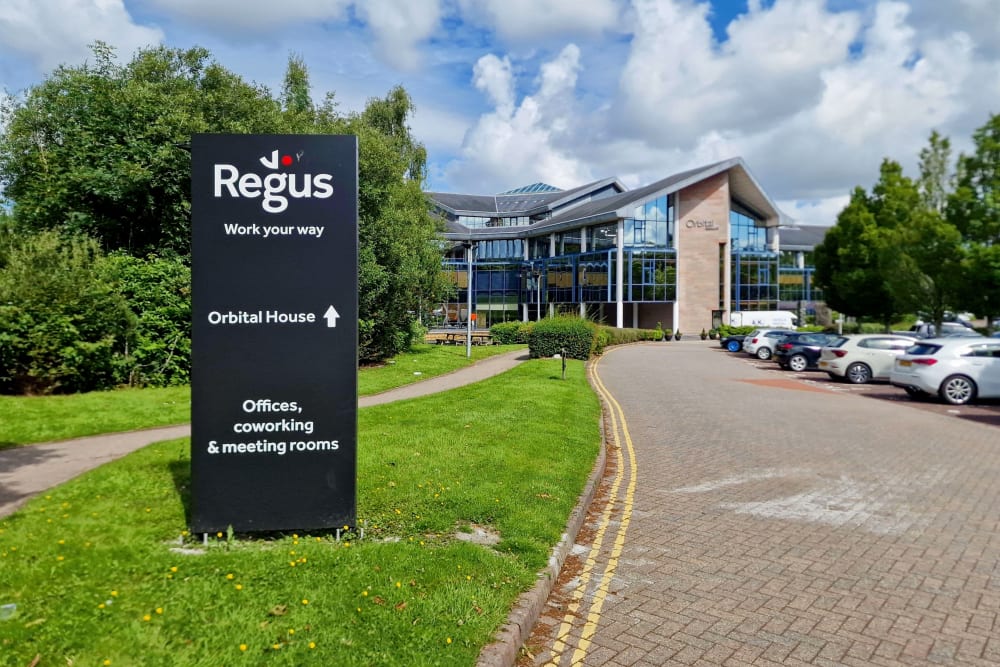 Myregus Enjoy Free Dragon Pass Membership & £24 Lounges At Regus