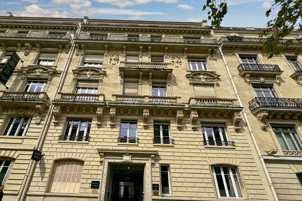 Myregus France EXp World Holdings Offers Agents Regus Membership