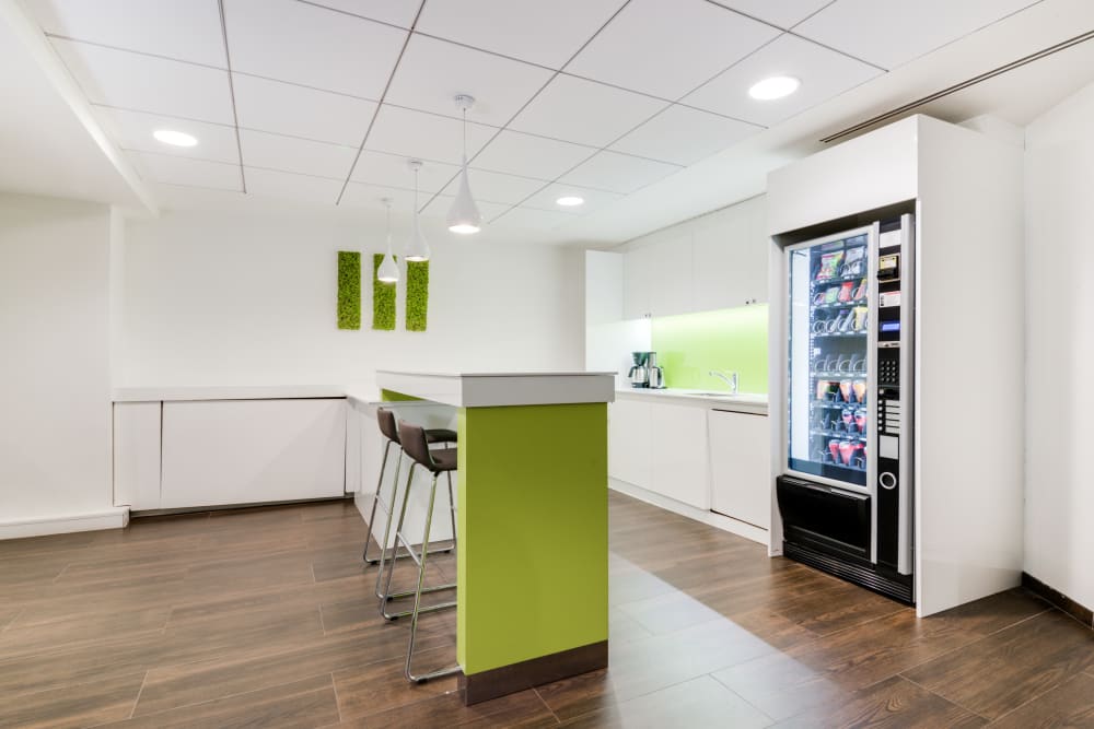 Myregus France EXp World Holdings Offers Agents Regus Membership