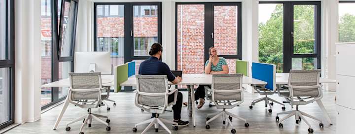 Coworking Desks | HQ